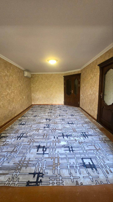 Продам квартиру 3/2/4 балкон 2х4 Чиланзар 2