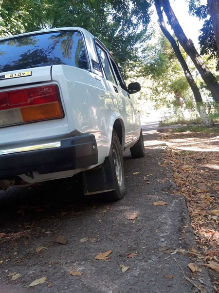 Lada 2107 ijektor 2008 yil