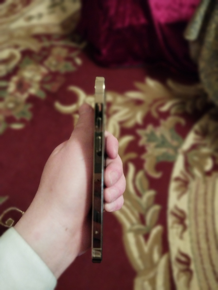 iPhone 12 pro gold