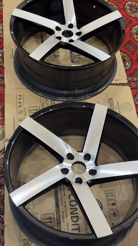 Vossen R22 srochno prodam