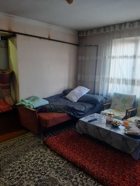 Продается 1 комнатная квартира на 4 этаже в 4 этажке Типография