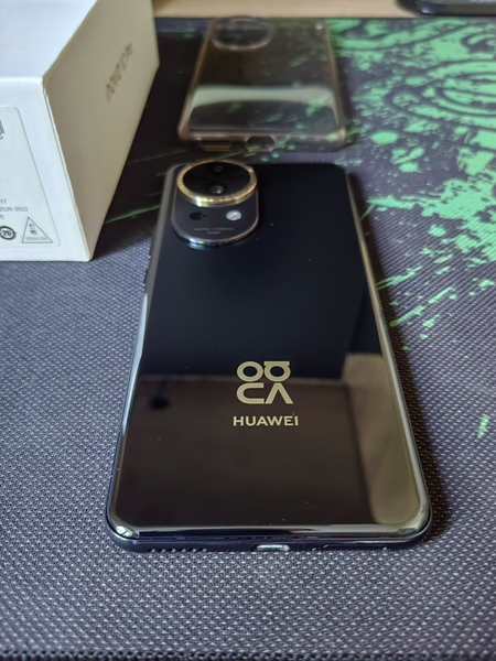 Продаётся/обмен Huawei Nova 12 Pro 12/256 как новый полный комплект!