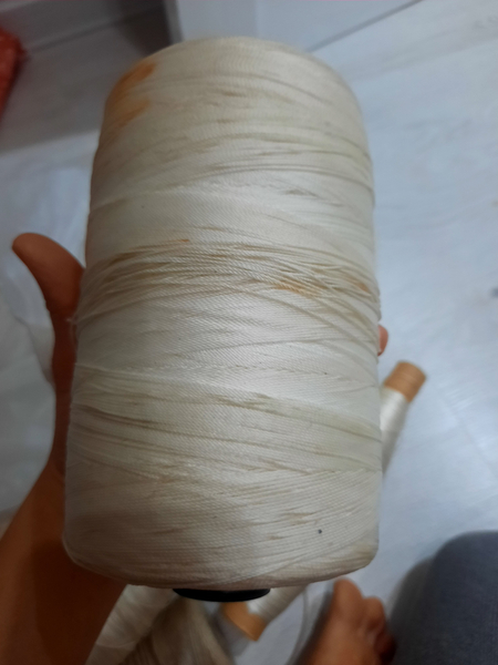 Нитки продаются  большие прочные. Ipimiz sifatli juda katta