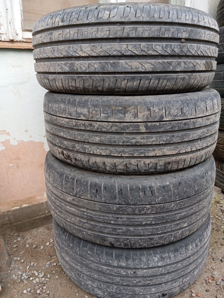 Продам шины Pirelli 245х25х18