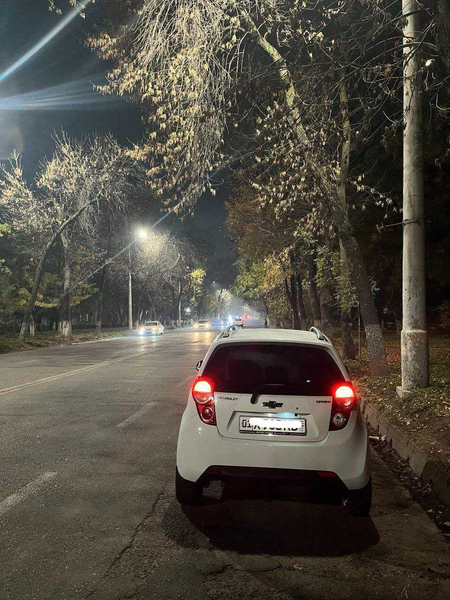 CHEVROLET SPARK 1,25 sotiladi. O\\\'zimni mashinam.