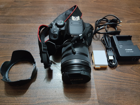 Canon 700D EF-S 18-135 IS STM Kit