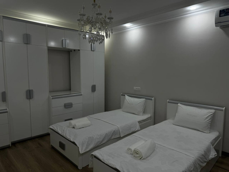 Hotel Xadicha eski shaharda yaqin