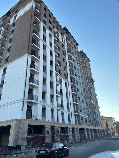 2комн квартира 62кв.м. в готовом доме. Взнос-6900у.е. Остаток по 5млн