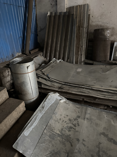 Tunika sotiladi metallom
