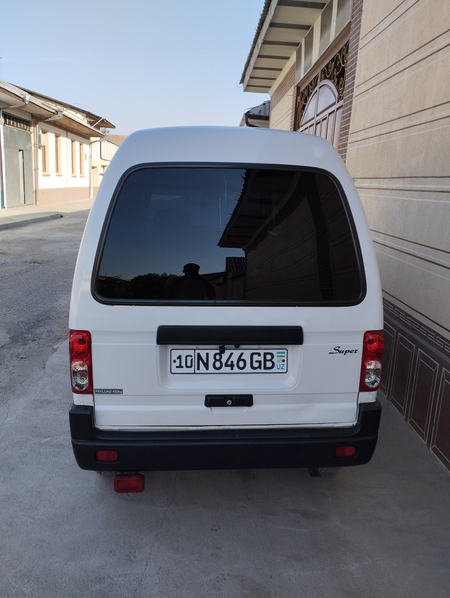 Chevrolet damas van