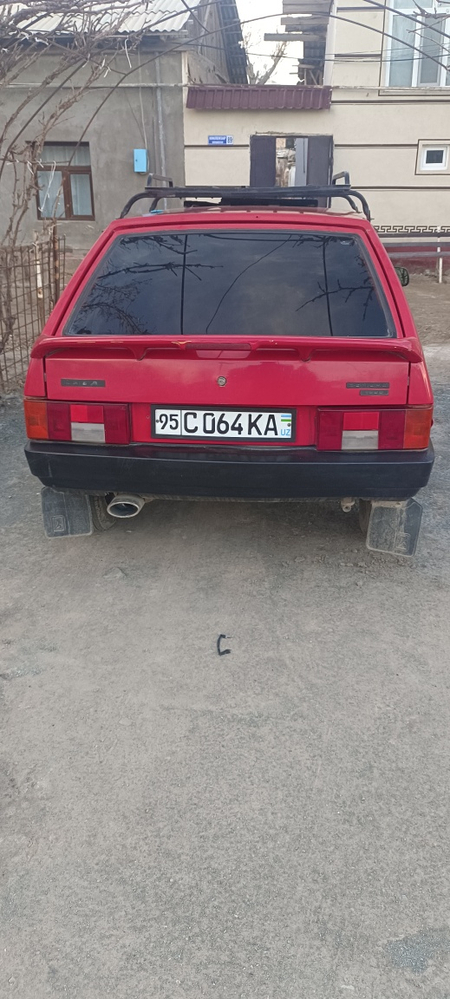 Lada 2109 satiladi