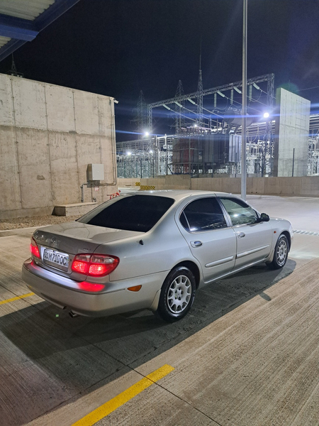 Nissan Maxima sotiladi