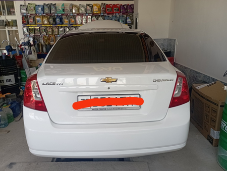 Lacetti Sotiladi 1.8