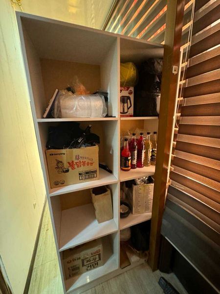 Оборудование для корейского магазина, плюс товар в подарок.