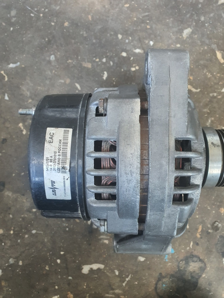 Generator sotiladi