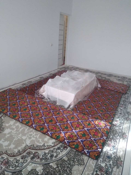 Srochna uy sotiladi 8MKR 2HONALI