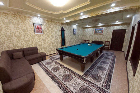 Dacha arbat kafe yoni arenda beriladi. Ichkliksiz qizlarsiz qo’yiladi