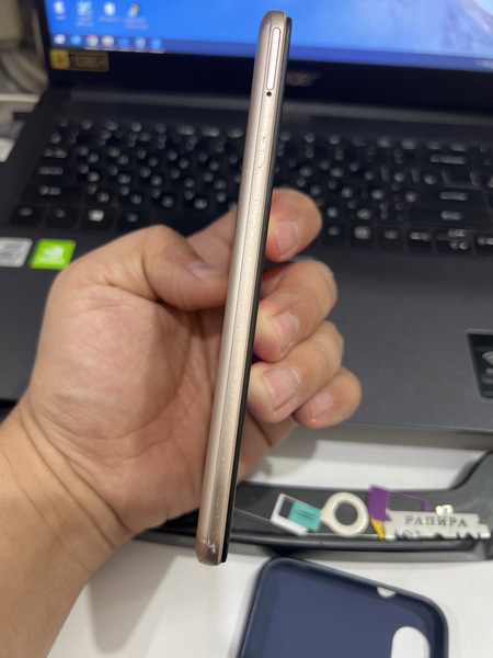 Продаю Redmi 6pro 64gb.