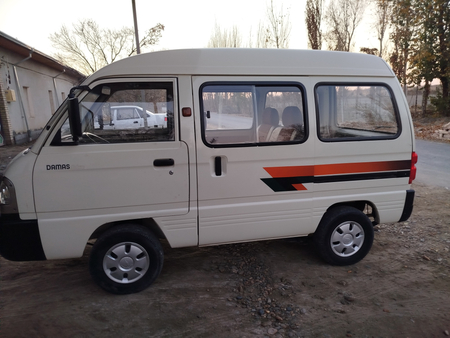 Chevrolet Damas 2