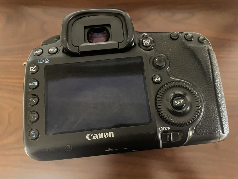 Canon mark 3 sotiladi bodyni ozi.