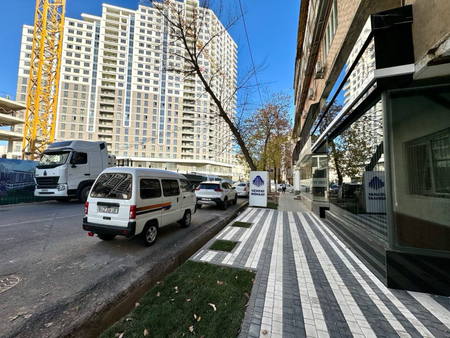 Дархан | Акай сити - Сдается в аренду помещение вдоль дороги 135м2