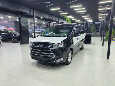 JAC M4 AFTOMAT 2l turbo 9 mesta