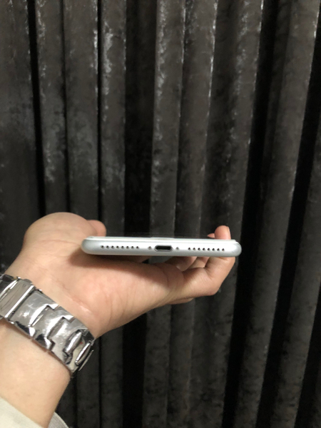 apple 8 plus sotladi