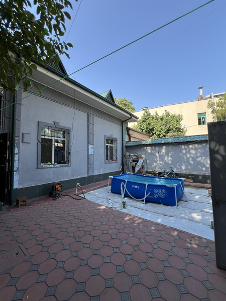 В центре города продается дом ориентир mirabad avenue