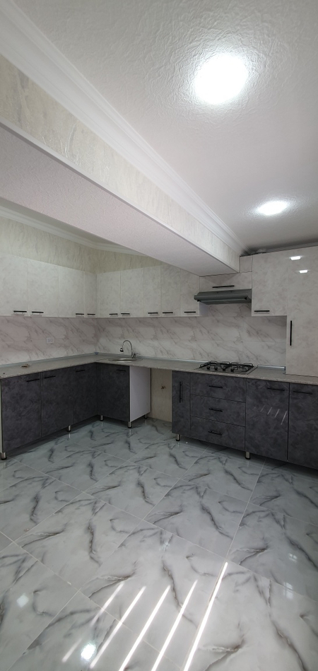 Срочно продаётся своя 2 комнатная квартира. 55 кв. Ориентир Мархабо.