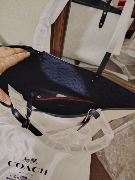 Сумка coach оригинал. Привезли из кореи