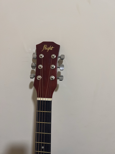 Gitara sotiladi yangi 1hafta boldi olganimga