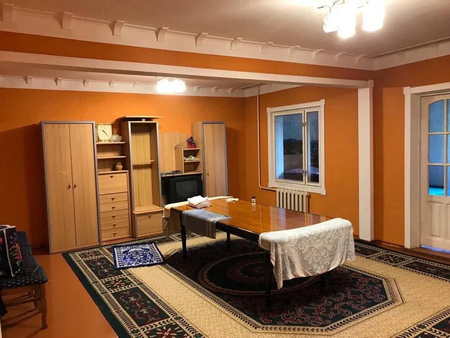 Продается 5/3/9 Юнусабад 19. Общая площадь 120м.кв+кладовка. Балкон2х9