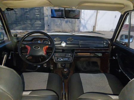 ВАЗ 2106 сотилади 1982
