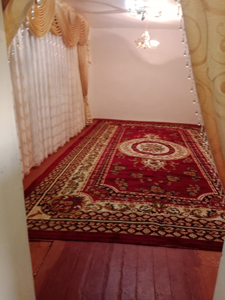 Uy sotiladi orentir 1 xammom
