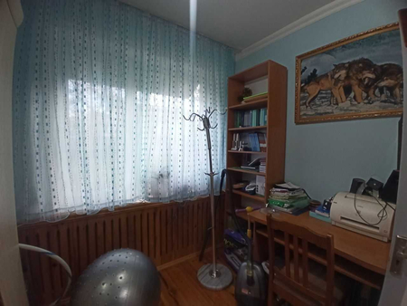 Продаётся квартиры 4/1/4 на Юнусабадском районе 4й- кв (J2258)