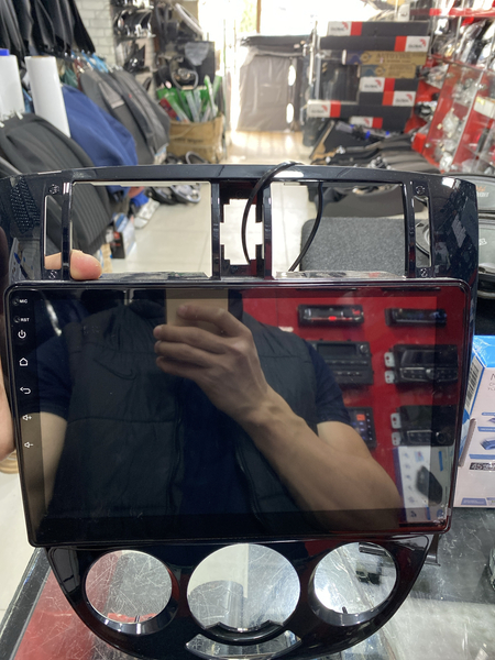 teyes manitor 10 dyum 4/64 cc3 holati zor qotmedi