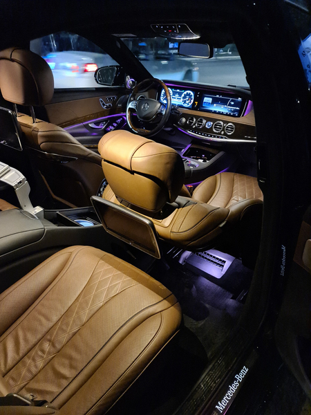 Mercedes-Benz S550