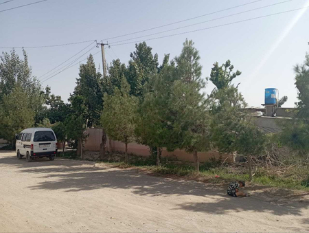 Uchastka sotiladi  zudlik  bilan