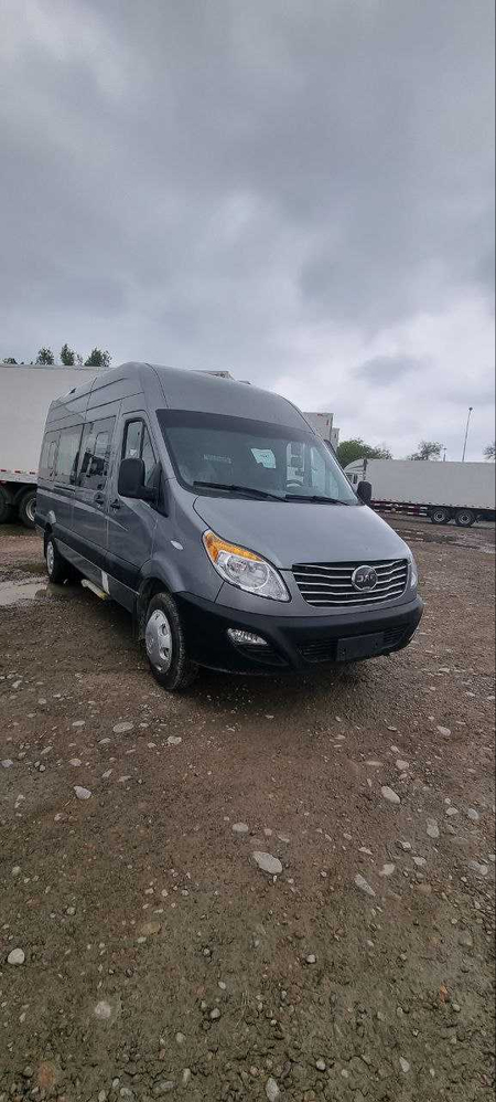 Gazel Mers sprinter JAC SUNRAY 21