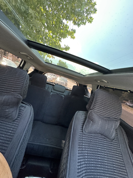 Hyundai Santafe srochna sotiladi
