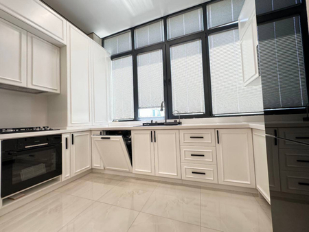 Продам квартиру 3х ком 90м2 ЖК Мухташам ор метро минор