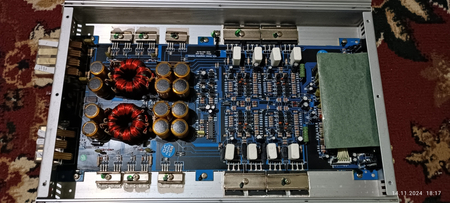 Усилитель Magnat RX 44