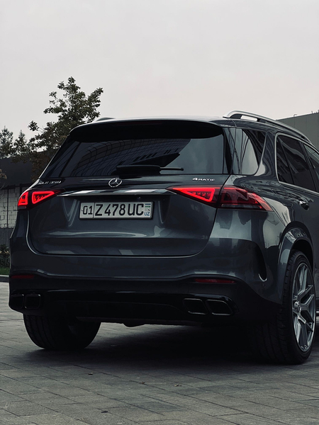 Продам Mercedes Gle 350 год 2022 мотор 3 литра возможен бартер звоните