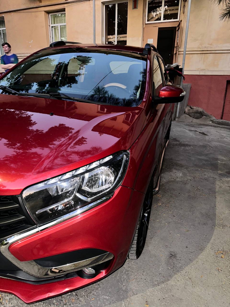 Автомобиль Lada x-ray
