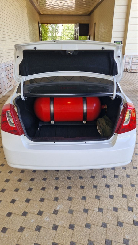 Avtomat Chevrolet Gentra Sotiladi
