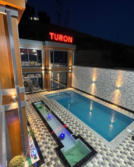 dacha Turon hitek