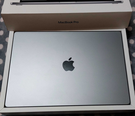 Macbook Pro 16 inch M1pro