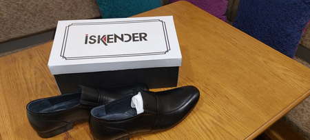Мужской обувь 41 раз.Турецскийй  Фирмы  iskender