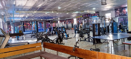 Спортивный клуб сатылады. Барлык колайлыклары бар. Нукус каланын орайы