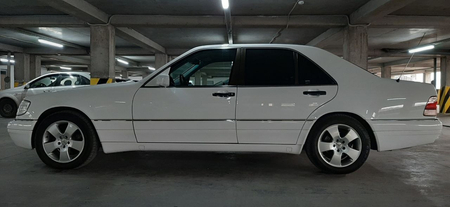 Mercedes Benz S320